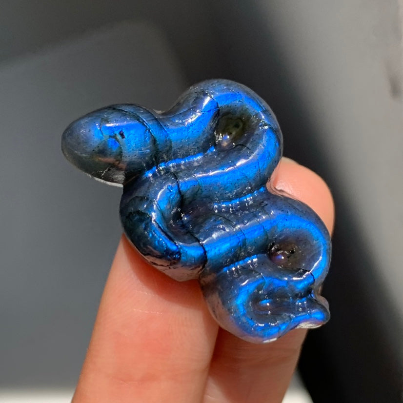 Labradorite Small Snake – Simmon Crystal Wholesale