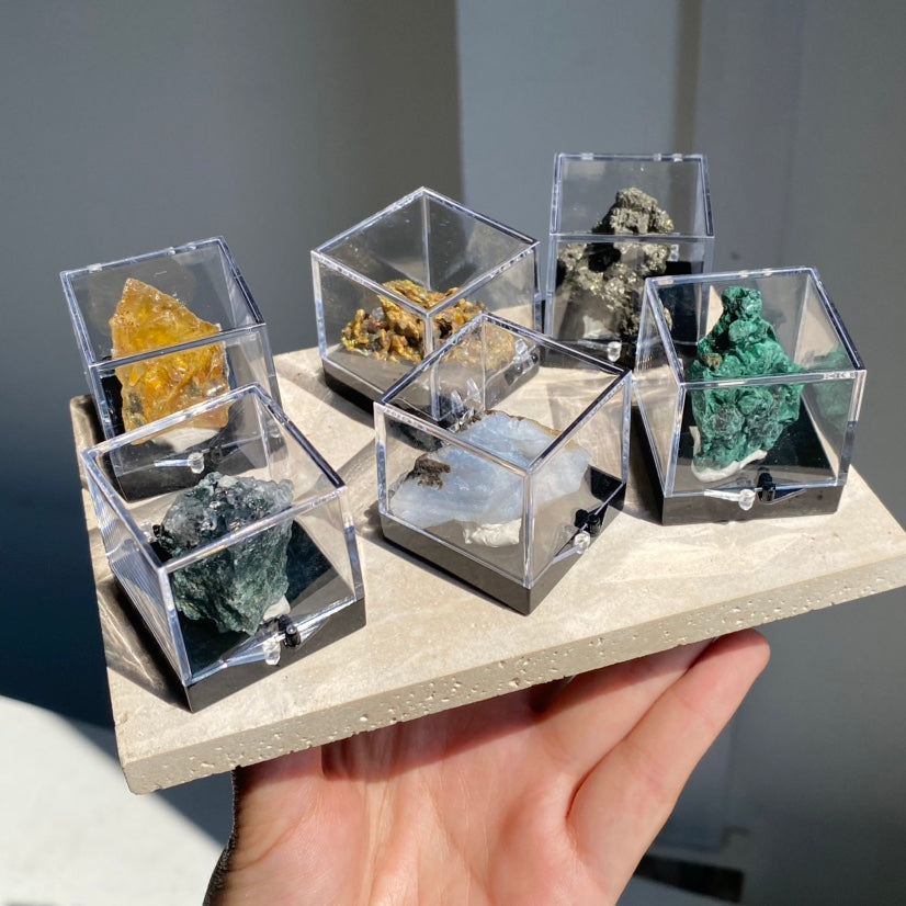 Specimen Display Box – Simmon Crystal Wholesale