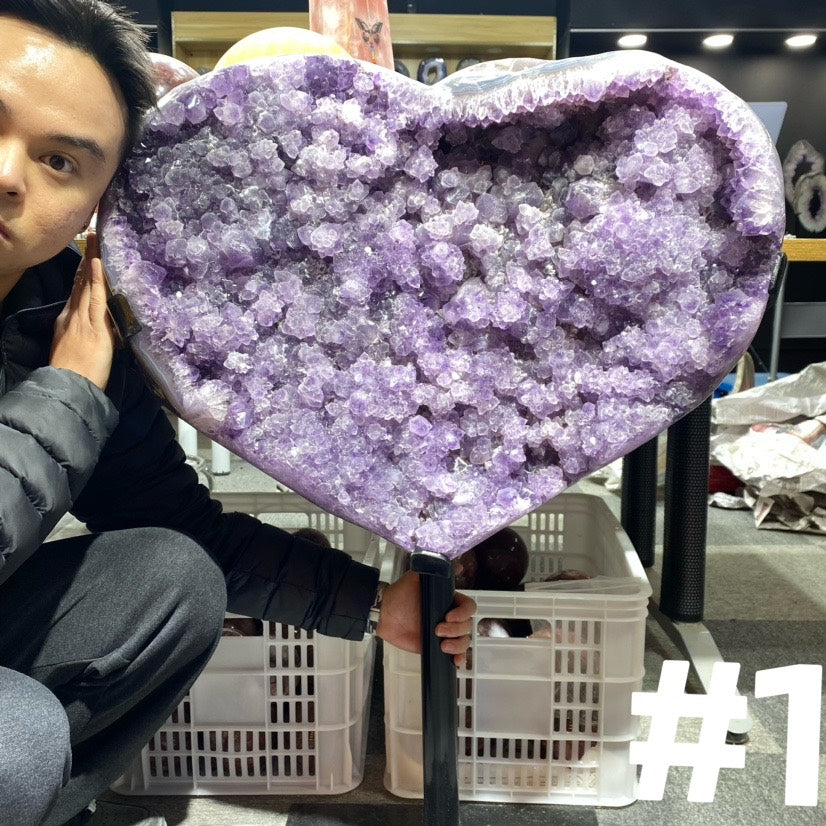 Massive Sugar Amethyst Heart – Simmon Crystal Wholesale